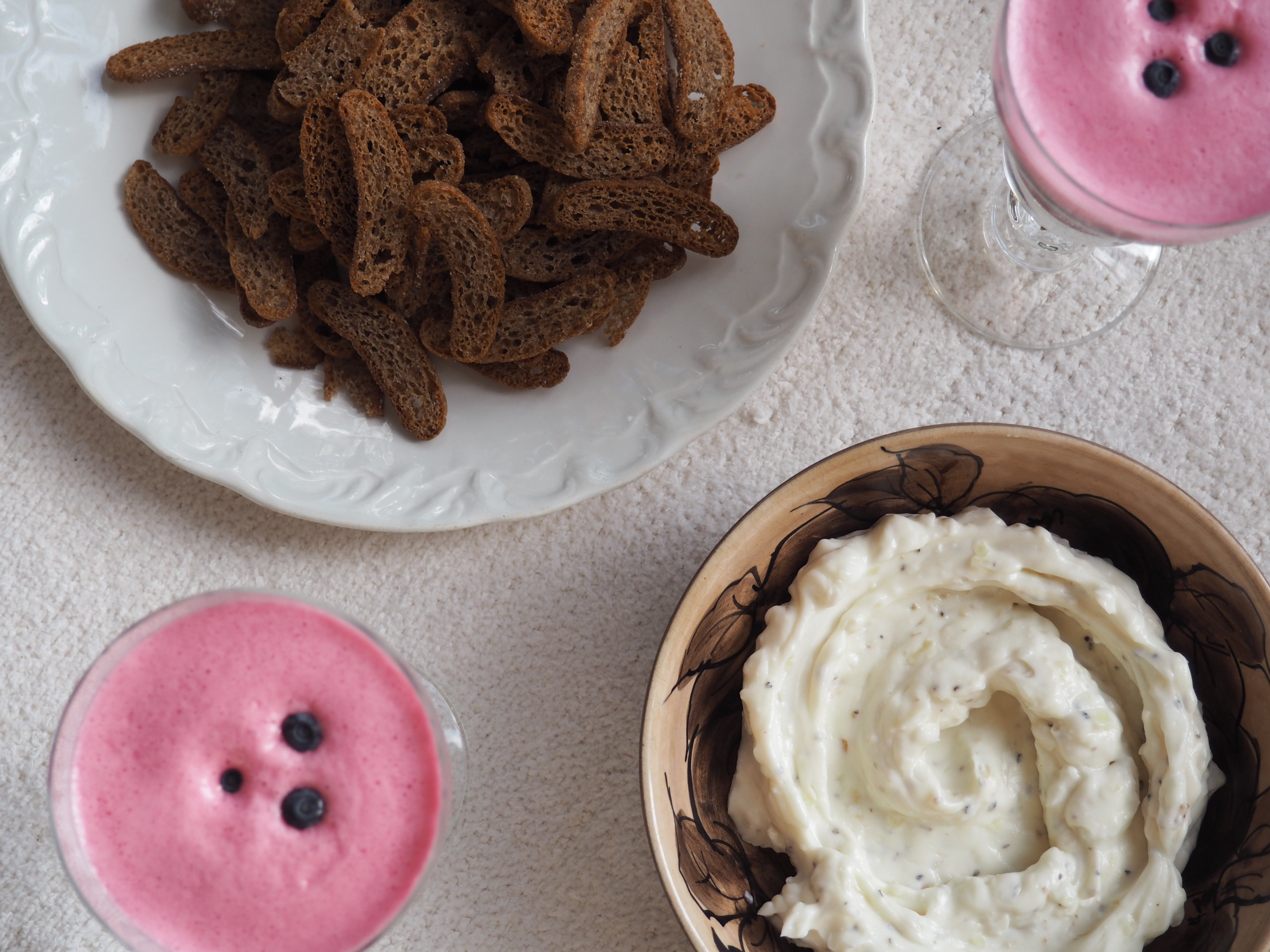 Blueberry Gin Sour & Vegan Garlic Spread with Rye Crackers – The ...