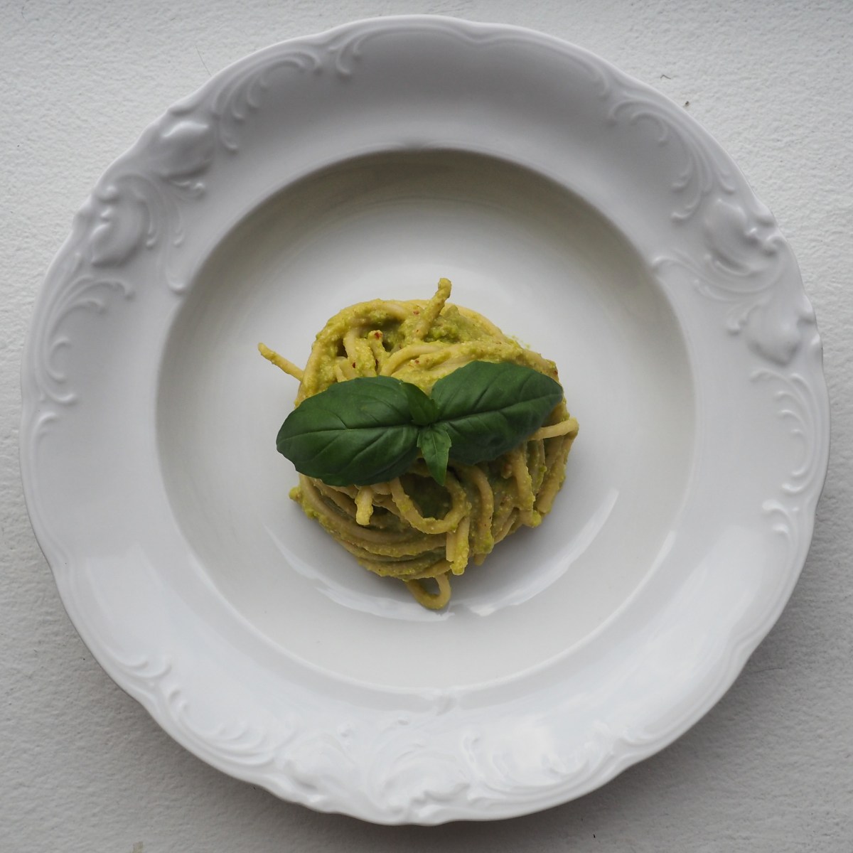 Creamy Pea and Basil Pasta – The Deliciously Vegan